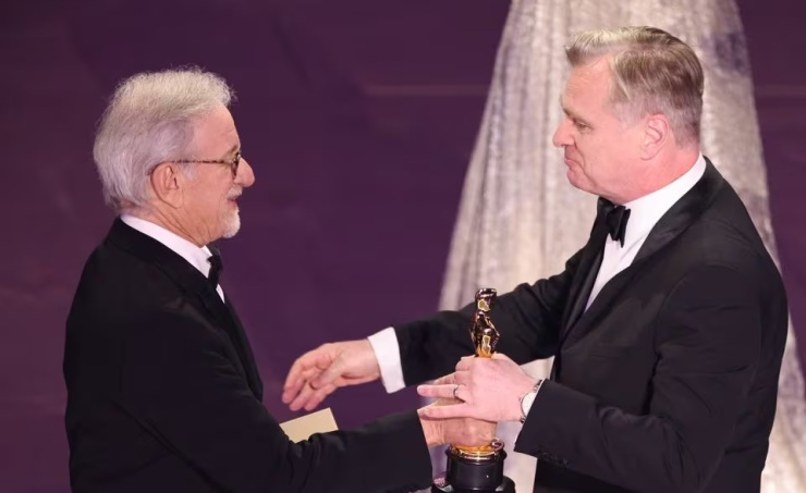 Christopher Nolan wins best director Oscar for 'Oppenheimer'